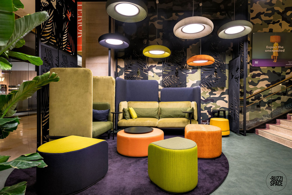 Quiet Mark | BuzziSpace BuzziSpark Soft Lounge Sofa with Acoustic Shelter